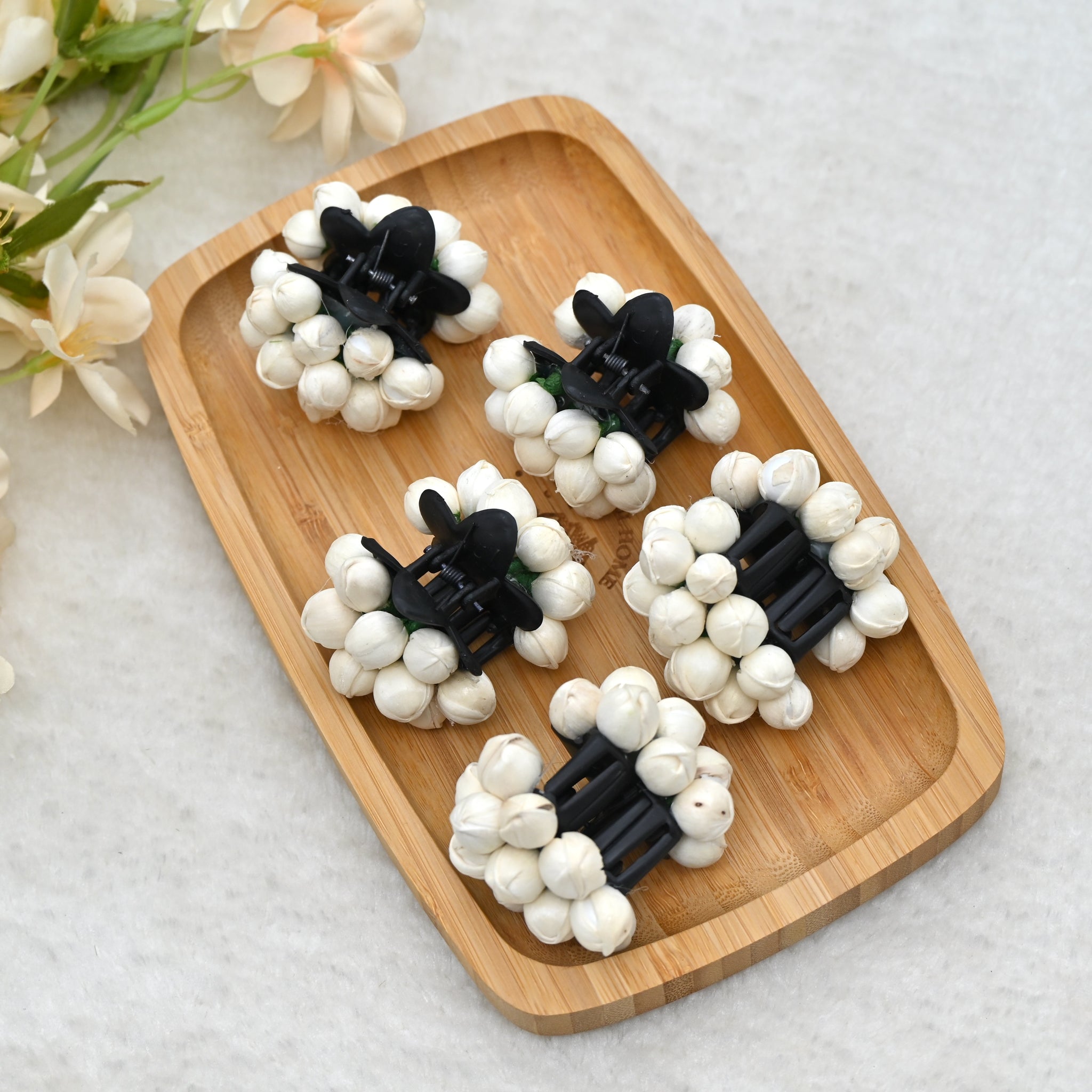 Cute Jasmine Bunch Claw Clips - Catch Clips For Women & Kids (Pack of