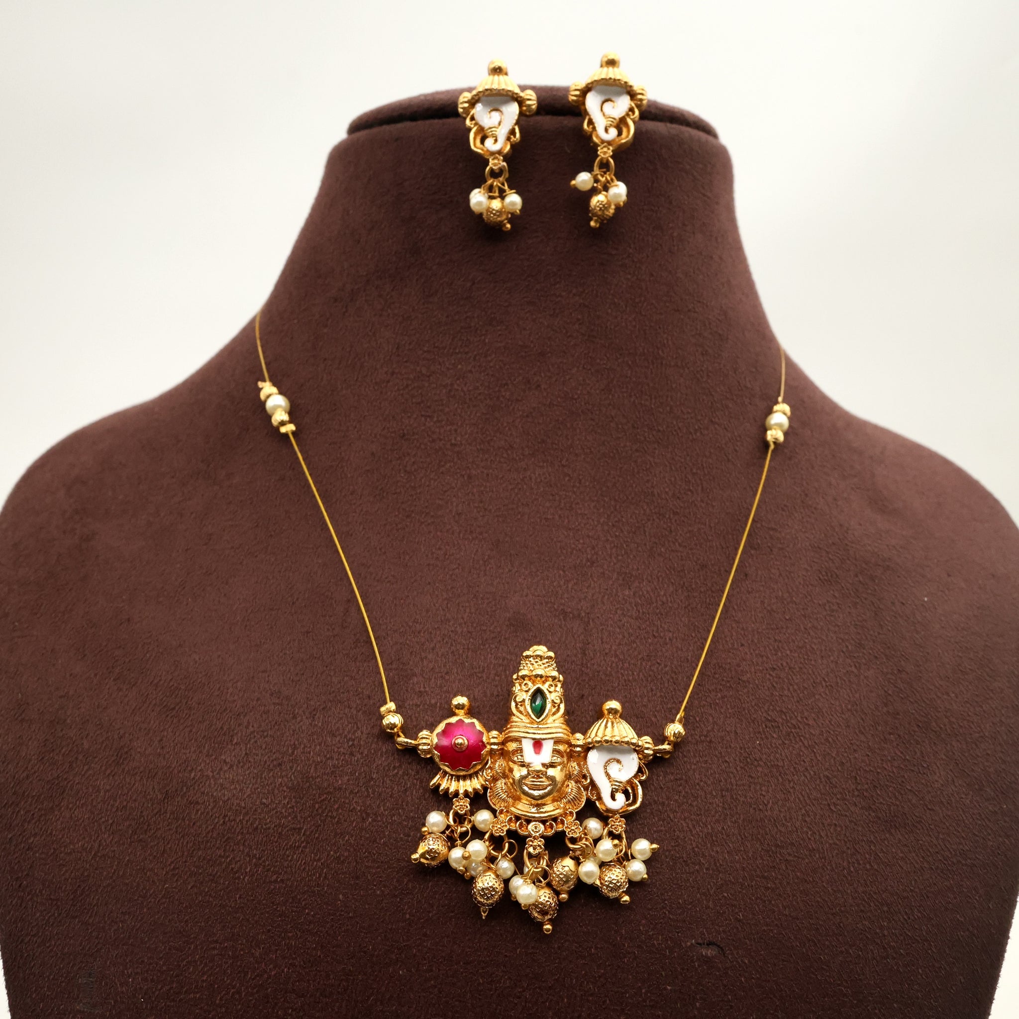 Perumal Thiruman PENDANT INVISIBLE NECKLACE SET