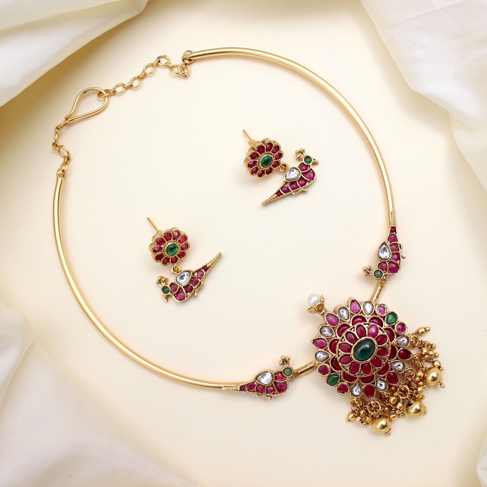 Premium Kundan Kemp Flower Chakra Bird Hasli Set