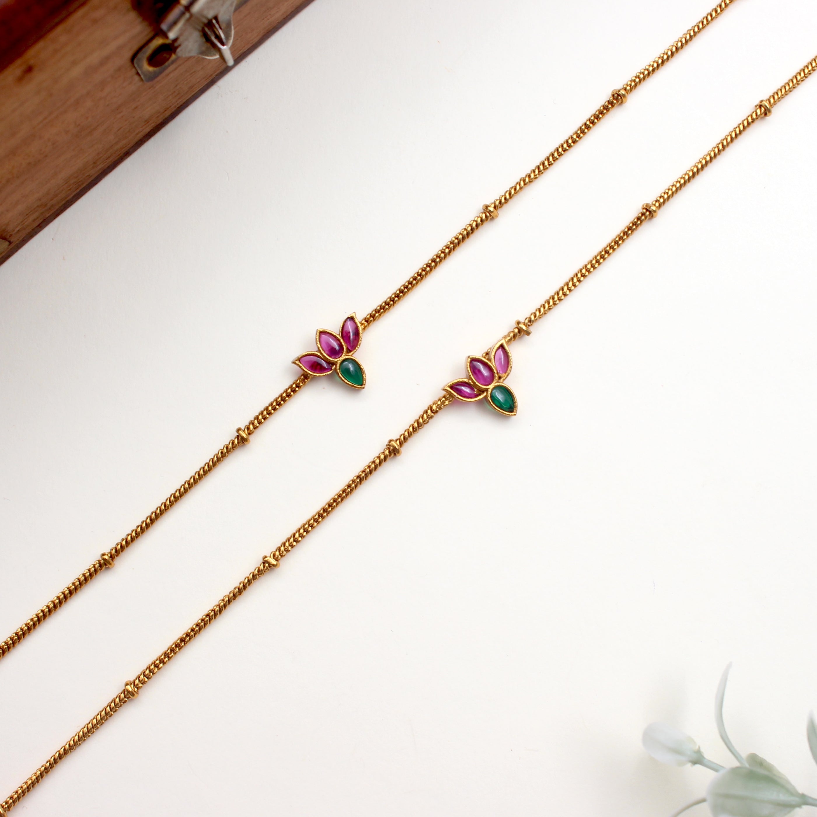 Antique Gold Small Kemp Lotus Anklets