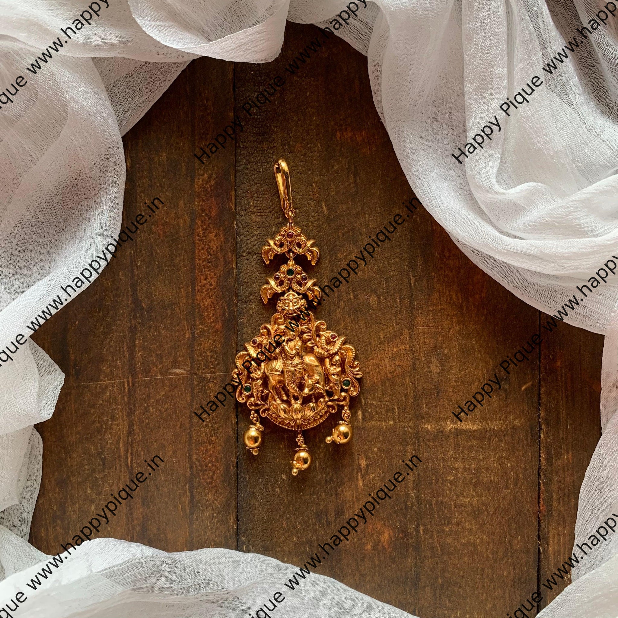 Real Kemp Studded Gold Look Krishna Nakshi Tikka/Maang Teeka/Nethichut